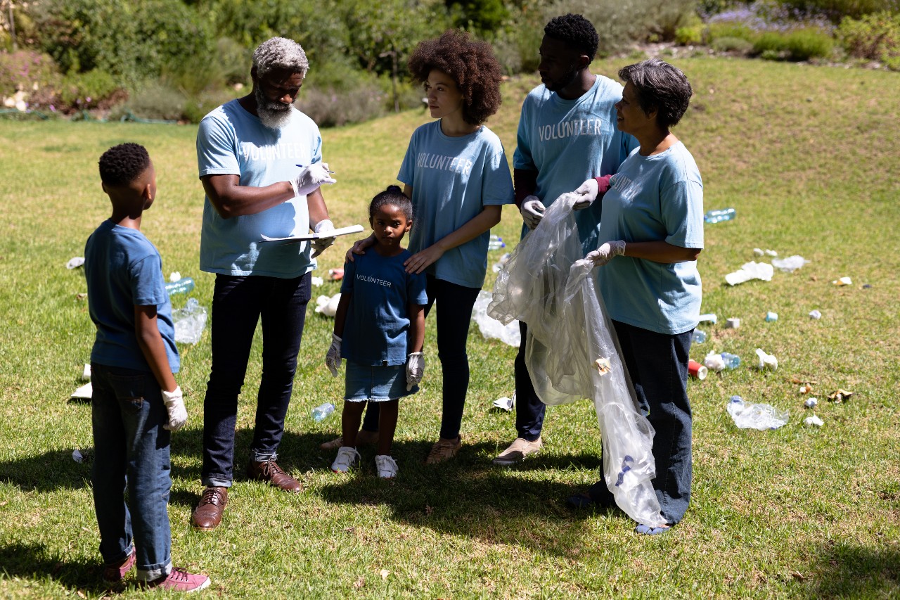Volunteering as a Family | Texas Forest Country Living