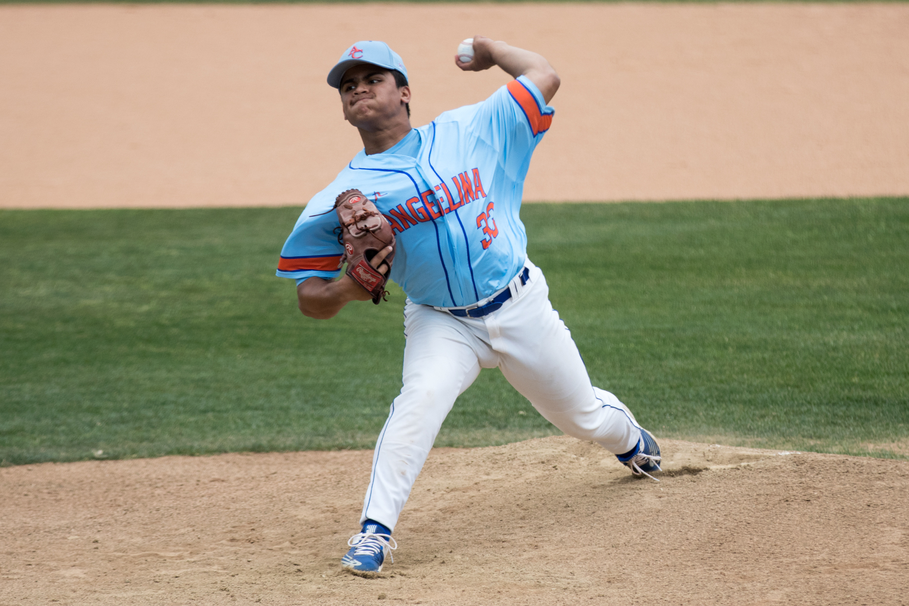 Roadrunners Squeeze out Sweep of Navarro College | Texas Forest Country ...